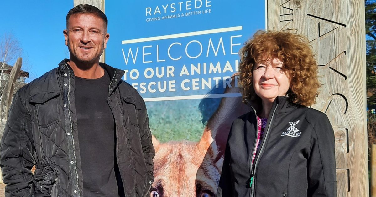 Dynamic duo to take on abseil challenge for Raystede in superhero style ...